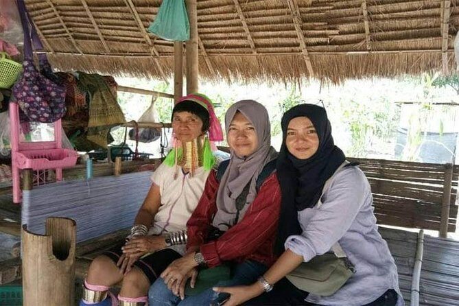 Chiang Mai-Chiang Rai: White Temple-Black House-Blue Temple-Karen Village - Authentic Experiences & Practical Considerations