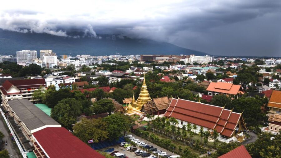 Chiang Mai: Guided Historical City Tour by Bike with Lunch - What Makes This Tour Stand Out?