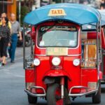 Chiang Mai Tuk Tuk Evening Tour with Temples & Street Foods - Stop 3: Wat Lok Moli — An Ancient Treasure