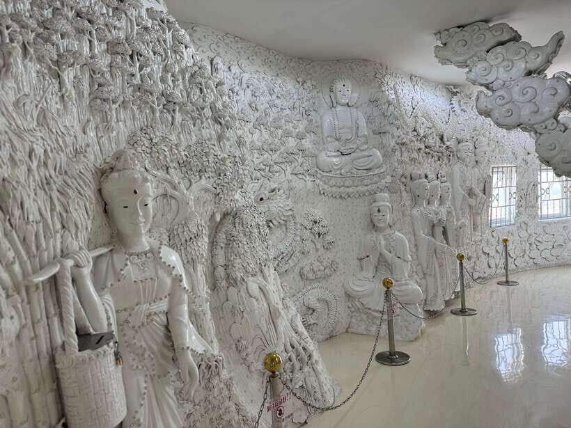 Chiang Rai: Private Half Day Tour Temples & Lalita Cafe - In-Depth Look at the Itinerary