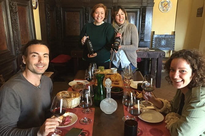 Chianti Wine Tour with 3 Wineries, Food Pairings and Tuscan Lunch - The Final Stop: A Warm Family Winery