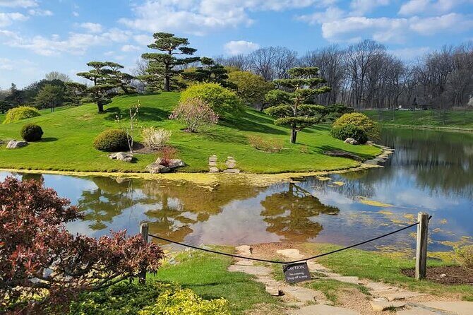 Chicago City's Iconic Sights and Suburb Gems Tour - Wrapping Up at Navy Pier