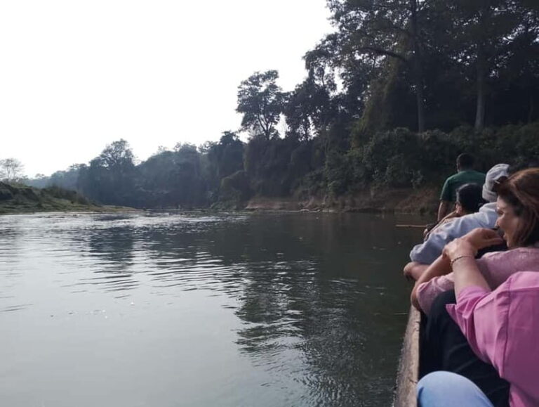 Chitwan Combo Tour: Jeep Safari, Canoeing & Jungle Walk - Why Choose This Tour?
