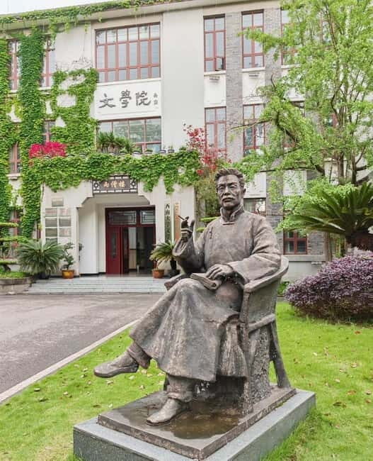 Chongqing Beibei: Scenic Mountain, University & Old Street - Exploring Jinyun Mountain: Misty Peaks and Ancient Temples