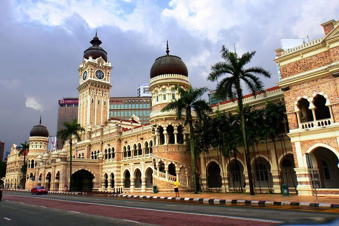 City & Country Side Full Day Experience Including Lunch - FAQs