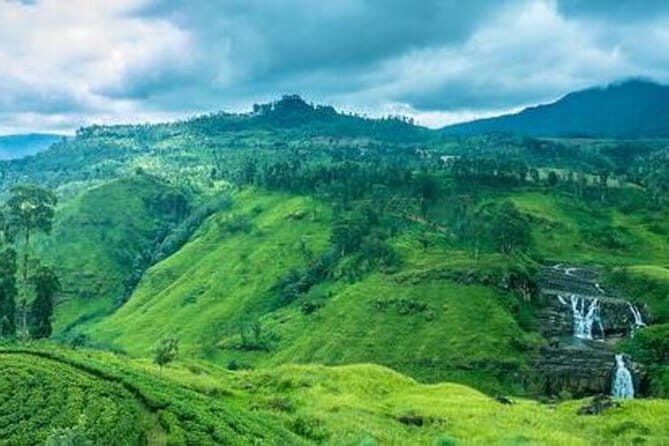 Colombo Airport to Kandy Taxi - Why Choose a Colombo Airport to Kandy Taxi?