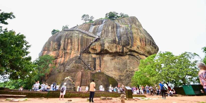 Colombo: Sigiriya Dambulla & Minneriya park Safari day tour - Is It Worth the Price?