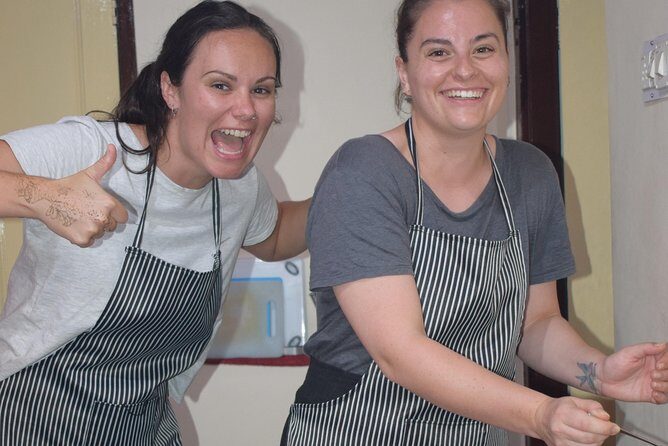 Cooking class with family in Jaipur - FAQs