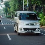 Cycling tour support and evacuation car - The Sum Up