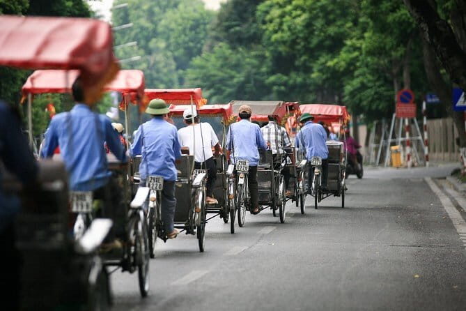 Cyclo In Ho Chi Minh City Half day tour - Detailed Breakdown of the Itinerary