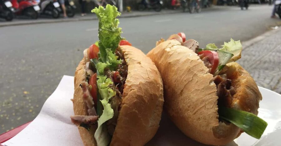 Da Nang: Hidden Street Food By Walking Tour with Local Lady - What the Tour Includes and How It’s Organized