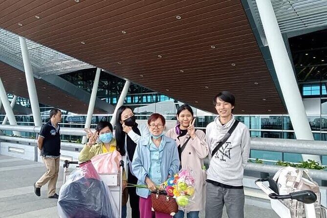 Da Nang- Roundtrip transfer to Hoi An ancient town by private car - The Practical Side: Price, Duration, and Service Details