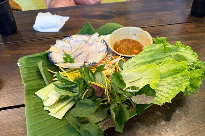 Da Nang Street Food Private Tour With Female Tour Guide - Analyzing the Price and Value