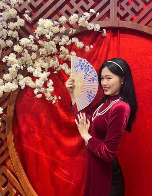 Da Nang: Try on Ao Dai Experience with Ao Dai Show - Evening Strolls and Market Exploration