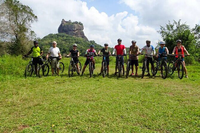 Dambulla and Sigiriya Cycling Tour from Colombo - FAQ