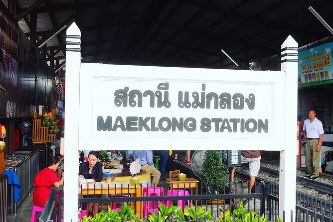 Damnoen Saduak Floating Market Car Service (no guide) - Who Will Love This Experience?