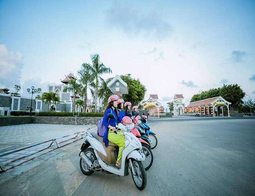 DaNang Night City Scooter Tour-Lady Aodai Rider & Han Cruise - What Does the Price Cover and Why Is it Good Value?