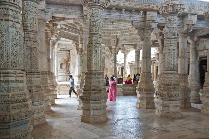 Day Excursion To Ranakpur Jain Temple From Udaipur With Lunch - What to Expect on the Tour