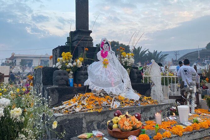 Day of the Dead Tour in Mixquic from Mexico City - The Experience in Detail