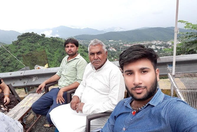 Day Trip of Rishikesh and Haridwar From Delhi By Car - In-Depth: Examining the Itinerary