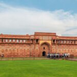 Day Trip to Agra (Guided Full Day Sightseeing Tour from Jaipur) - The Experience in Detail: What to Expect on the Tour
