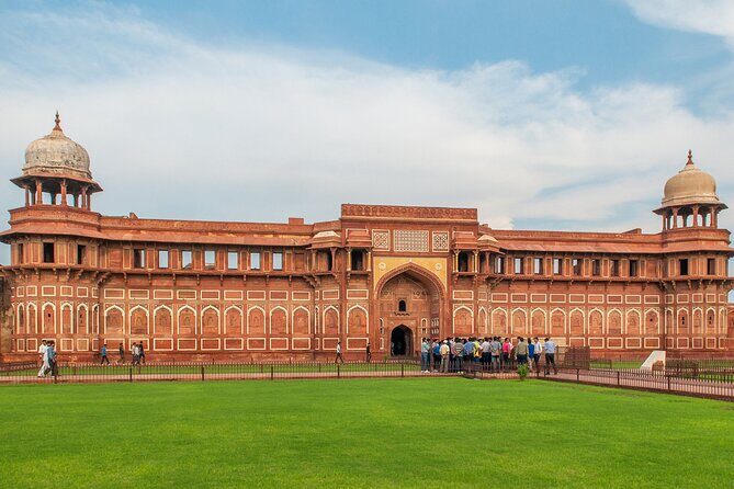 Day Trip to Agra (Guided Full Day Sightseeing Tour from Jaipur) - The Experience in Detail: What to Expect on the Tour