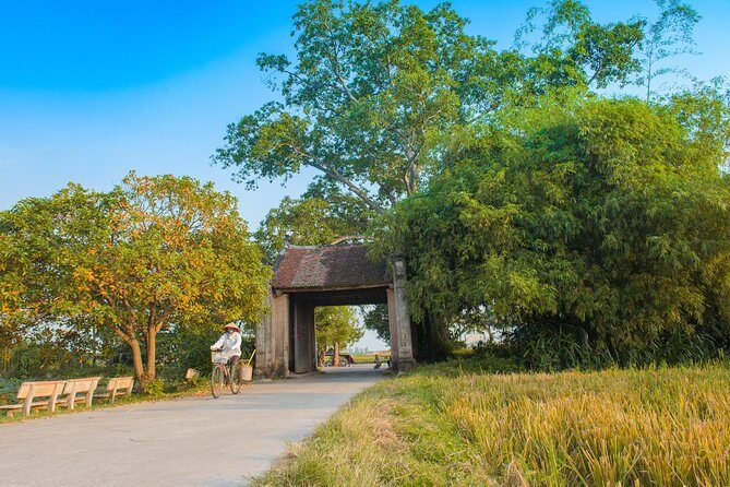 Day Trip to Duong Lam Ancient Village from Hanoi - What to Expect from This Tour