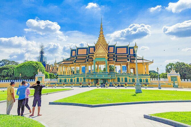 Day Trip to Oudong Mountain and Phnom Penh City Private Tour - The Balance of Value and Experience