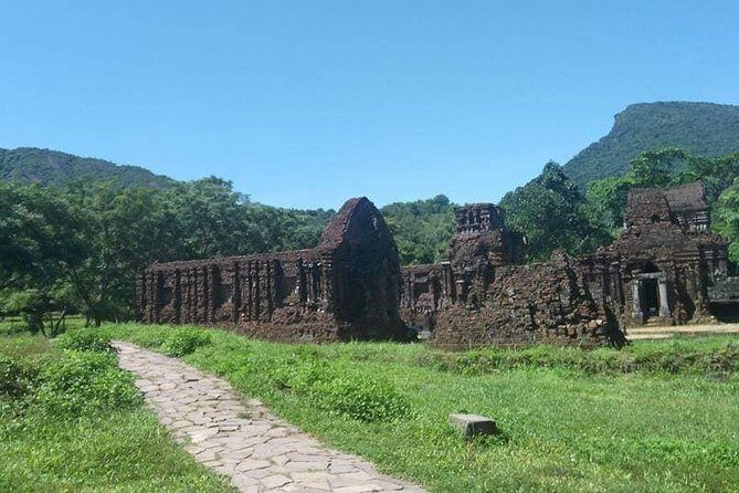 DCAR Limousine for Rent in Da Nang & Hoi An City ( 8-9 Hours) - The Practicalities