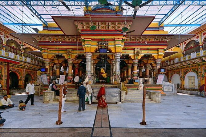 Delhi Divine Trail: Mathura Vrindavan Day Excursion - Transportation & Practical Details