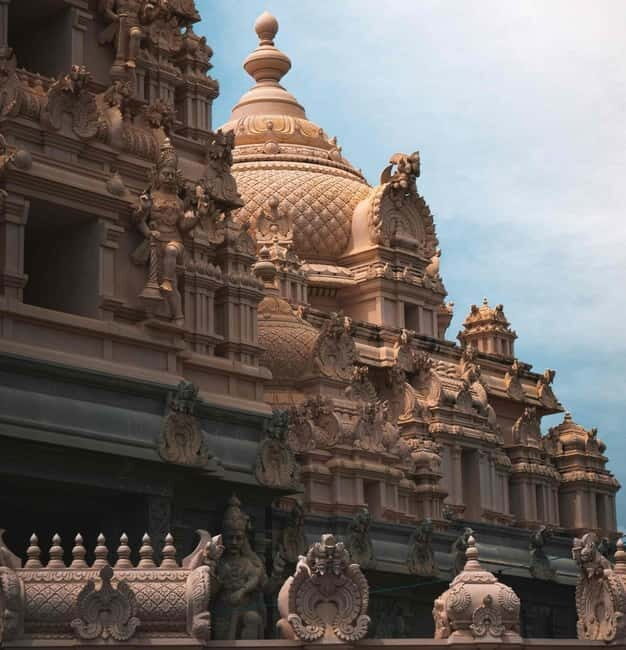 Delhi Full Day Guided Temples and Spiritual Landmarks Tour - A Detailed Breakdown of the Itinerary