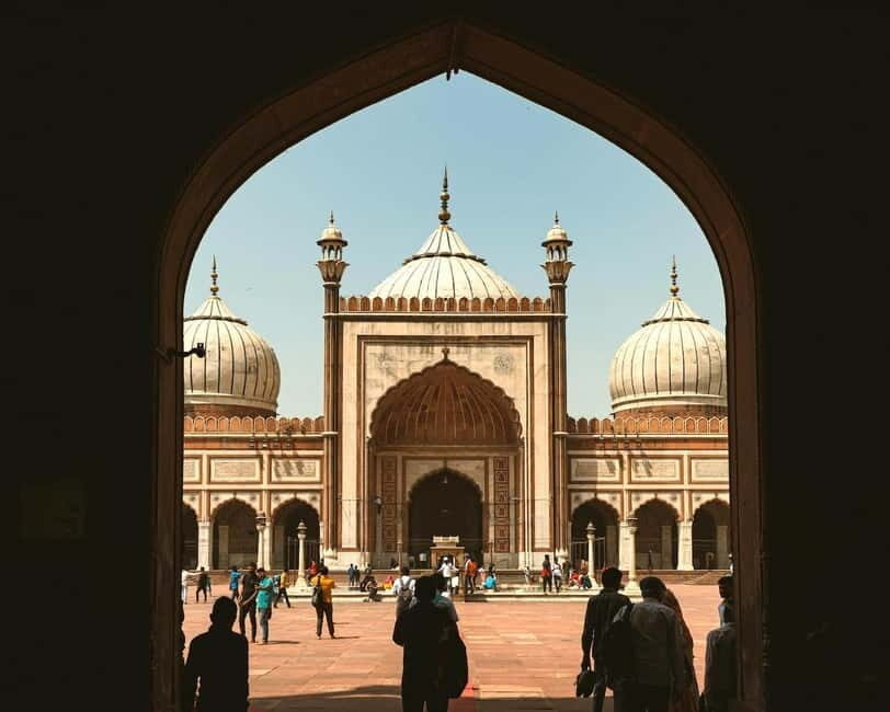 Delhi: Jama Masjid & Old Delhi Heritage Walking Tour - Breaking Down the Itinerary