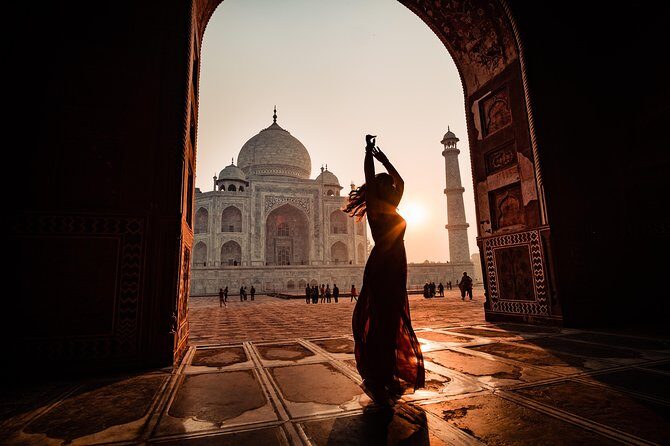 Delhi Local tour with Taj Mahal, 2 Days Tour (All inclusive) - A Detailed Breakdown of the Itinerary