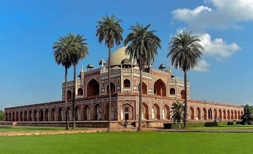 Delhi: Old and New Delhi Private One Day Tour - A Detailed Look at the Itinerary