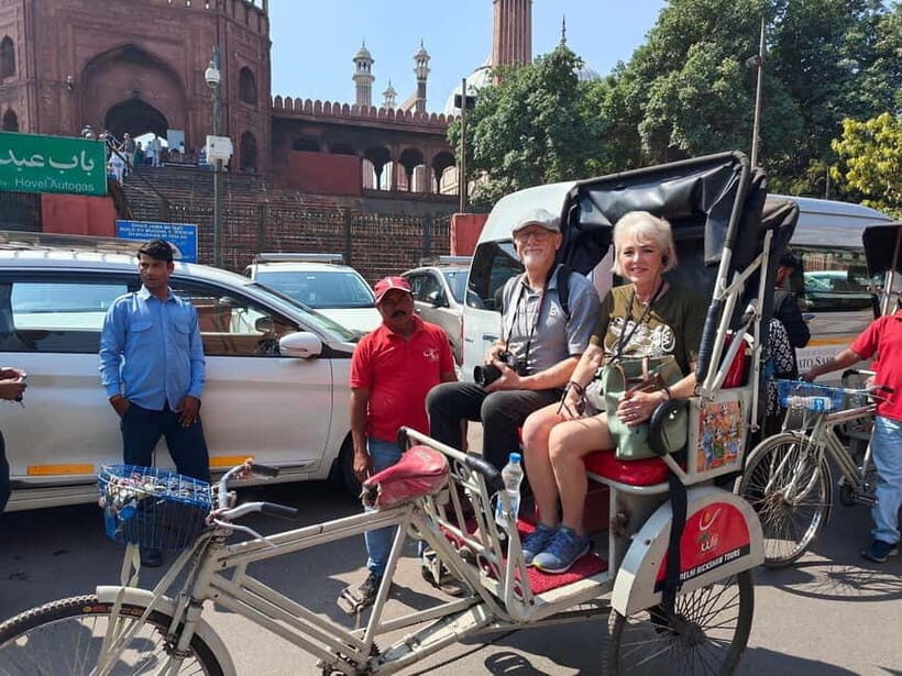 Delhi: Private Half-Day Shopping Tour with Hotel Pickup - What Makes This Tour Valuable?