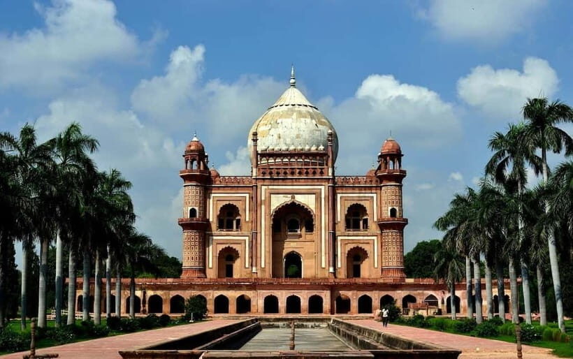 Delhi: Safdarjungs Tomb Guided Walking Tour - Practicalities and Tips