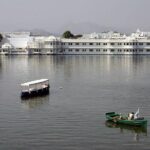 Dinner at Jag Mandir Island with Boat Ride on Lake Pichola - Udaipur - Scenic Beginnings: Lake Pichola and the Boat Ride