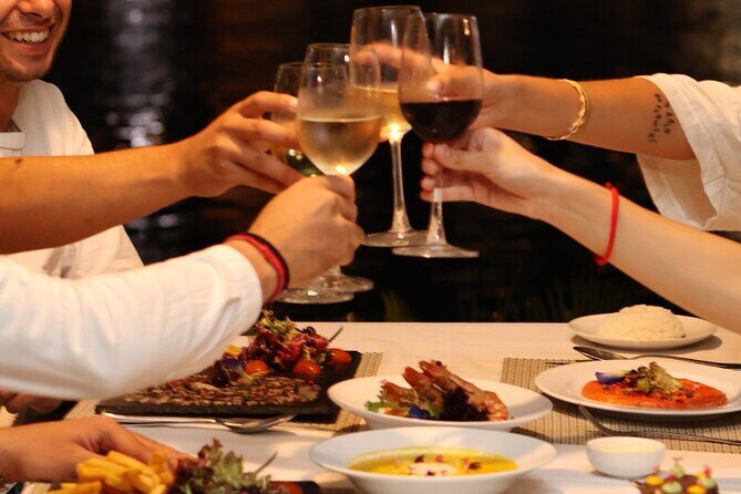 Dinner Cruise 1h45 on the Mekong including 4 courses - Authenticity and Value