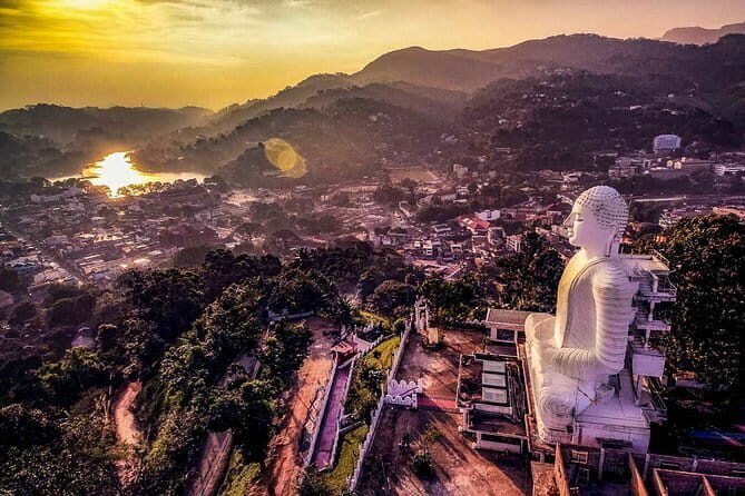 Discover Kandy by Helicopter From Hatton - The Sum Up