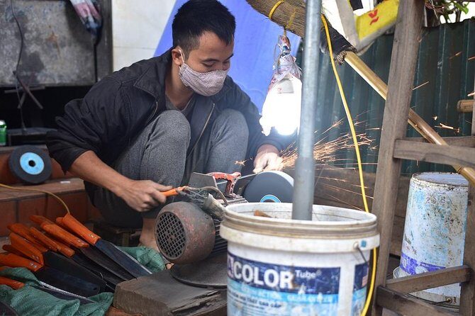 Discover Knife Da Sy Village in local village Hanoi - Detailed Breakdown of the Itinerary