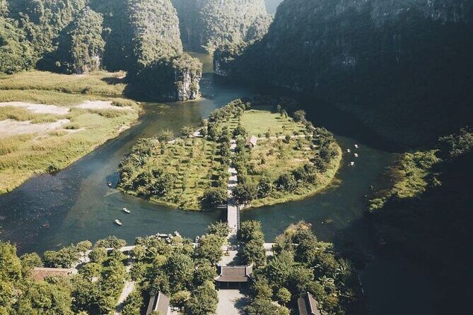 Discover Ninh Binh 1 Day (Bai Dinh - Trang An - Mua Cave) - Practical Aspects and What You Should Expect