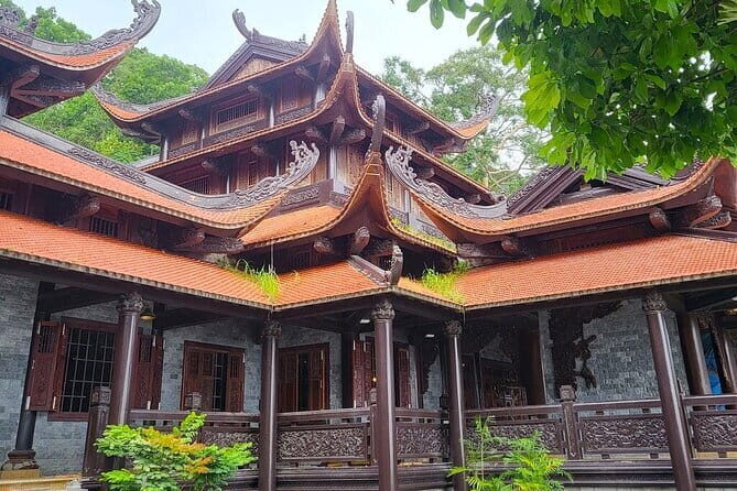 Discover Ta Cu Mountain, Lying Buddha, Phan Thiet City,Cham Tower - Final Tips