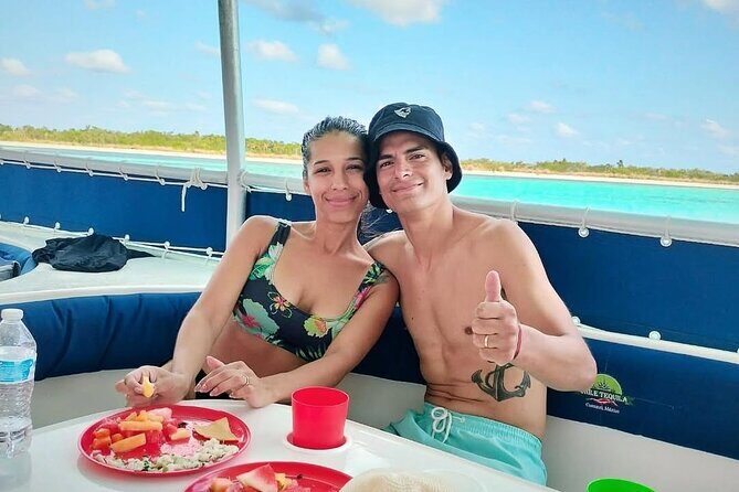 Discovering El Cielo Reef by Double Decker Catamaran - An In-Depth Look at the Tour Experience