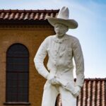 Dodge City Wild West Smartphone Guided Audio GPS Walking Tour - Exploring Dodge City through a Smartphone Guided Tour