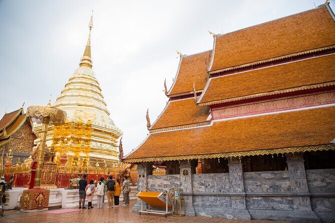 Doi Suthep and Wat Pha Lat Sunrise Tour (Small Group Only) - The Itinerary: A Well-Curated Religious Adventure