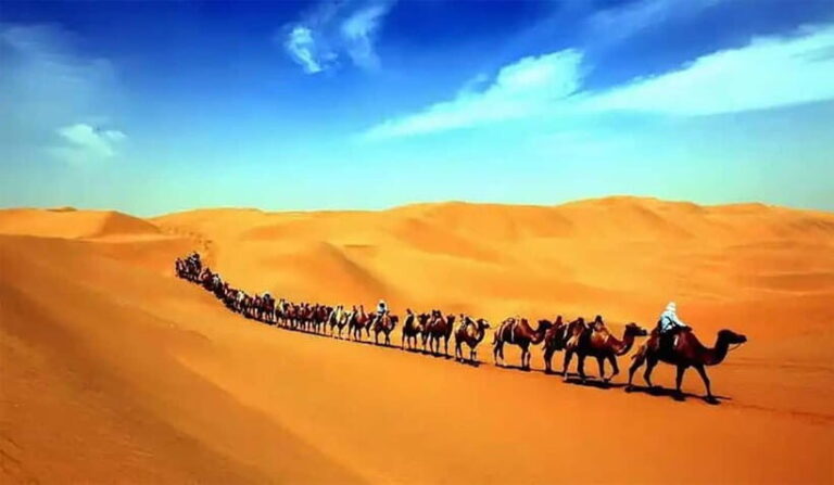 Dunhuang: Mingsha Mountain, Crescent Lake & Museum Tour - Mingsha Mountain: Sand Dunes and Adventure