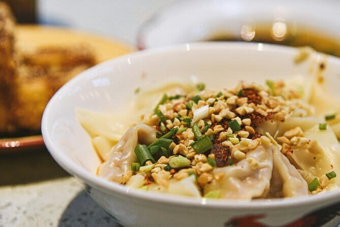 Eat with Locals Chengdu Dinner Tour - Who Will Love This Tour?