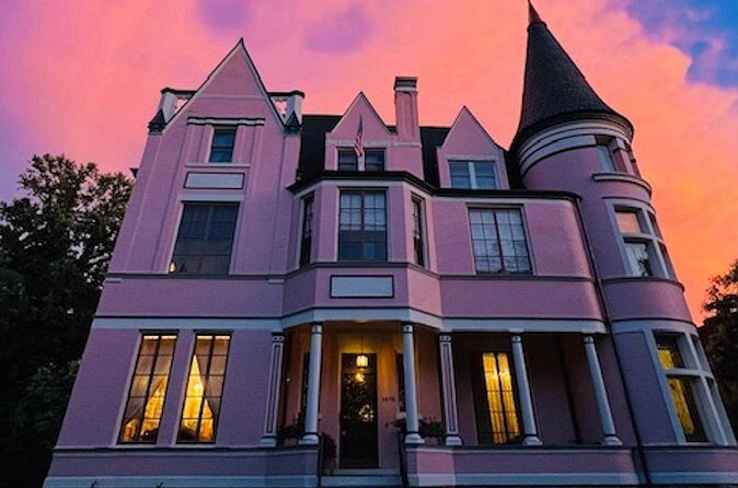 Eerie Old Louisville Photo Tour with Welcome Cocktail - The Practical Side: Logistics and Considerations