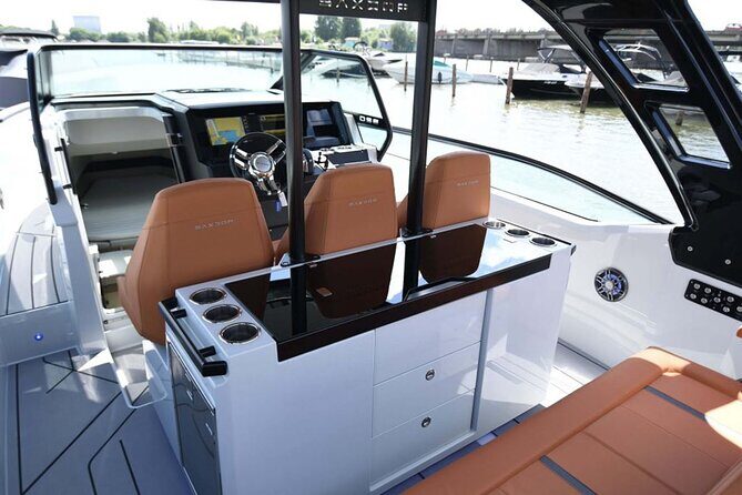 ELEGANT LUXURY MOTOR YACHT PARTY (*No Hidden Fees*) - What’s Included and What’s Not