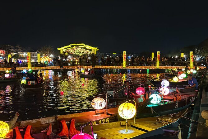 Entry Ticket: 45 minutes Traditional Boat trip on Hoai River - Key Points